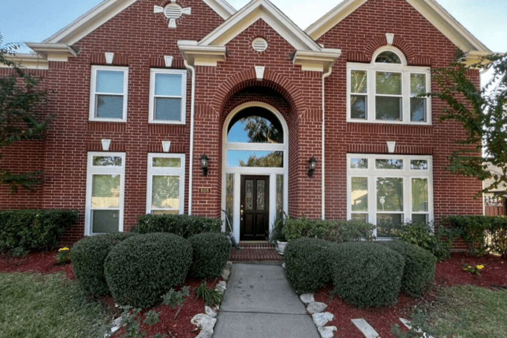 Vinyl Window Replacement Houston | Advanced Window Products